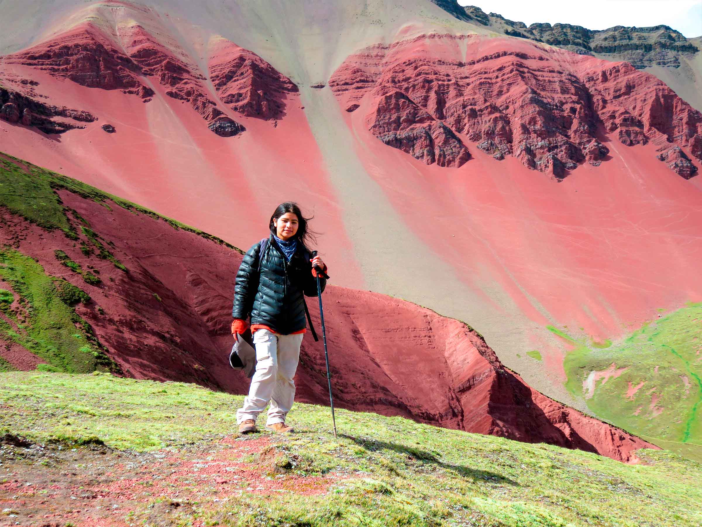 Genius Full-Day Rainbow Mountain and Red Valley 1-Day Tour